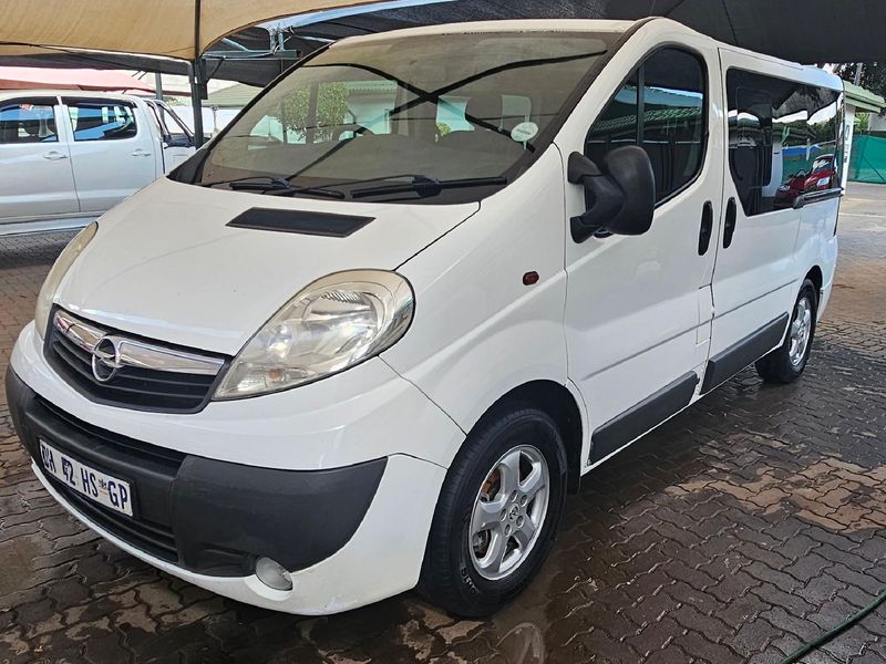 Used Opel Vivaro 1.9 CDTi Bus for sale in Gauteng - Cars.co.za (ID ...