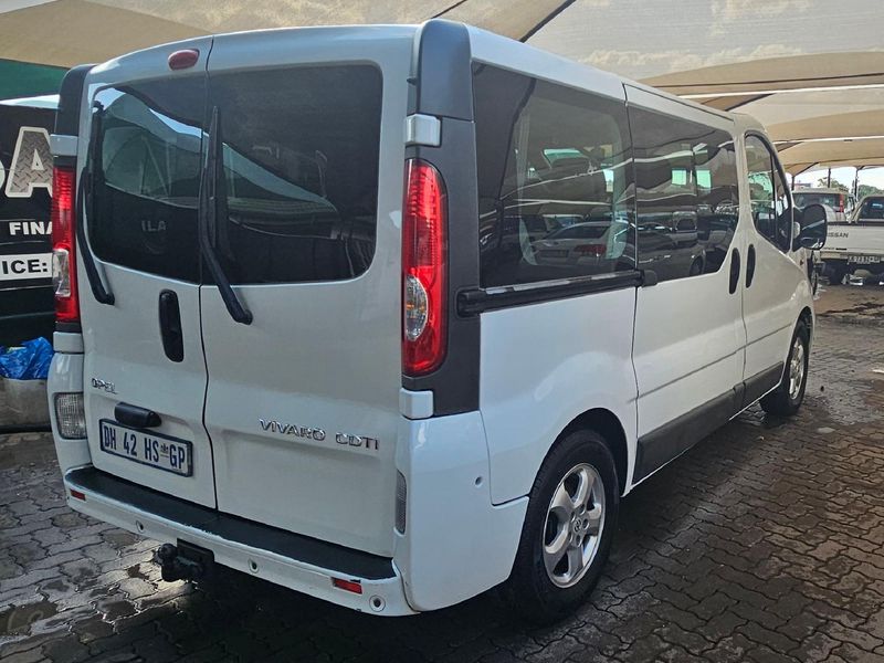Used Opel Vivaro 1.9 CDTi Bus for sale in Gauteng - Cars.co.za (ID ...