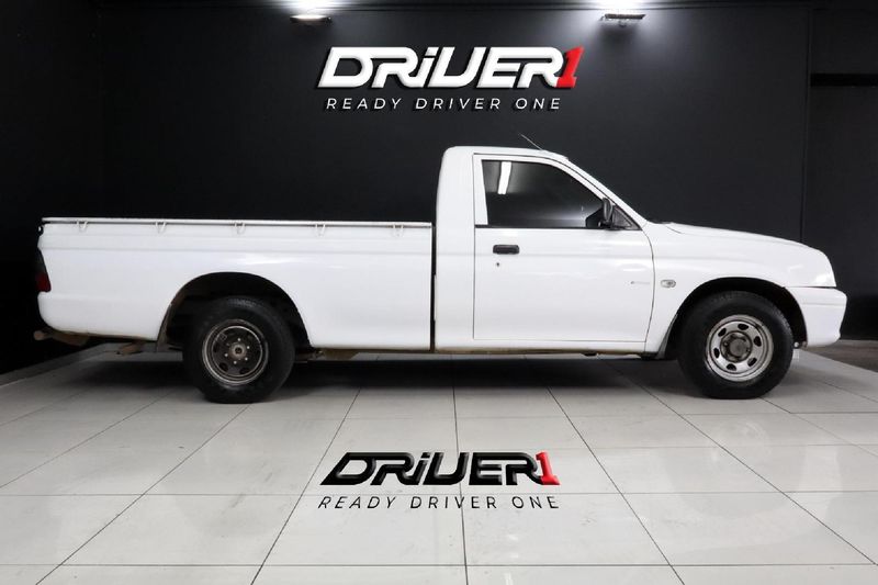 Used Mitsubishi Colt 2000 LWB Single-Cab for sale in Gauteng - Cars.co ...