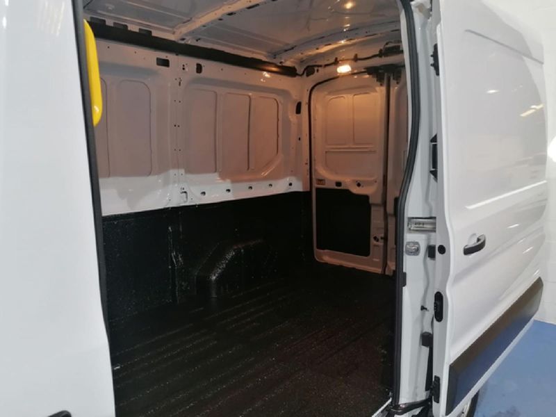 Used Ford Transit 2.2 TDCi MWB 92kW Panel Van for sale in Western Cape ...