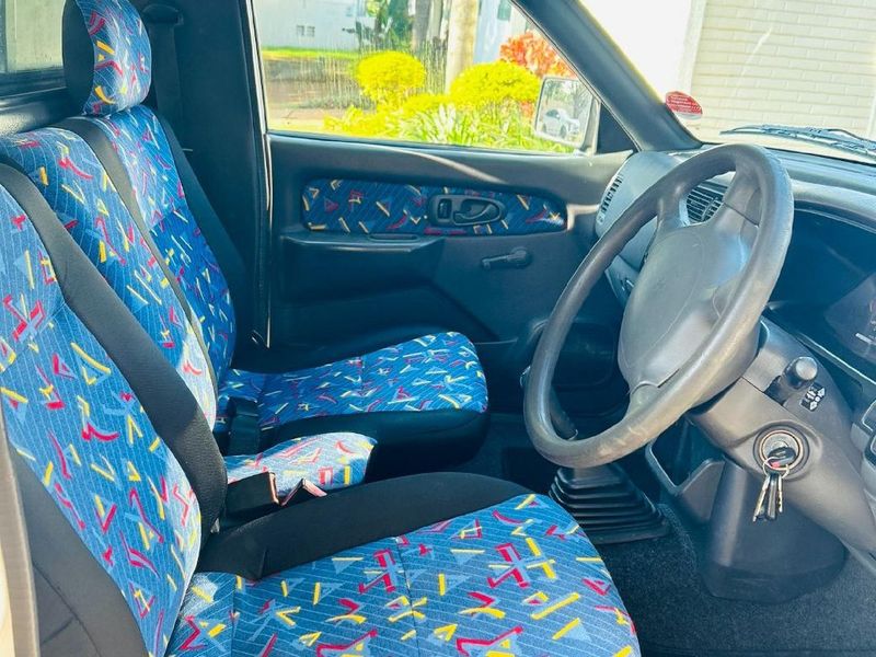 Used Mitsubishi Colt 2000 LWB Single-Cab for sale in Kwazulu Natal ...