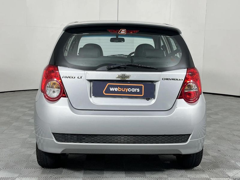 Used Chevrolet Aveo 1.6 LT Hatch for sale in Eastern Cape - Cars.co.za ...