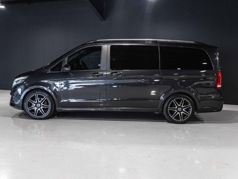 Used Mercedes-Benz V-Class V 300d Avantgarde AMG Line for sale in ...