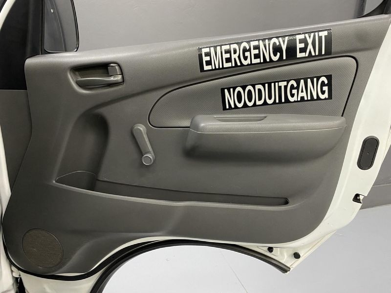 Used Nissan NV350 2.5 16-seat Impendulo for sale in Gauteng - Cars.co ...