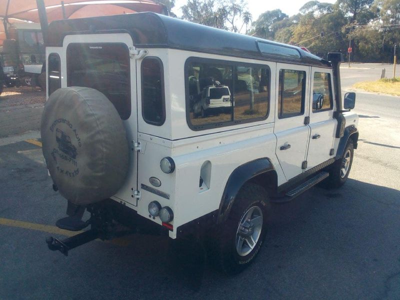 Used Land Rover Defender 110 Fire & Ice Station Wagon for sale in ...