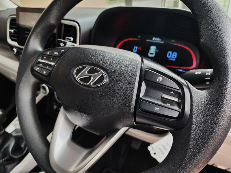 Used Hyundai Venue 1.2 Motion Cargo Panel Van for sale in Western Cape ...