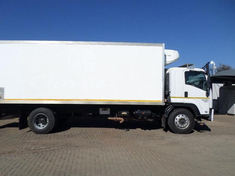 Used Isuzu FTR 850 AMT F/C C/C for sale in Gauteng - Cars.co.za (ID::9590464)