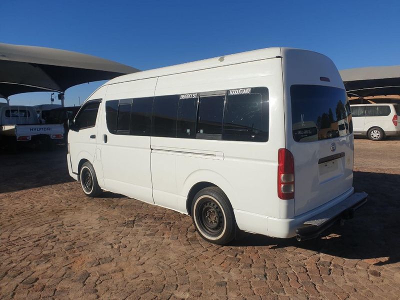 Used Toyota Quantum 2.7 Sesfikile 16-seat for sale in Gauteng - Cars.co ...