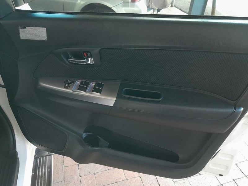 Used Toyota Fortuner 2.5 D-4D Raised Body Auto for sale in Gauteng ...