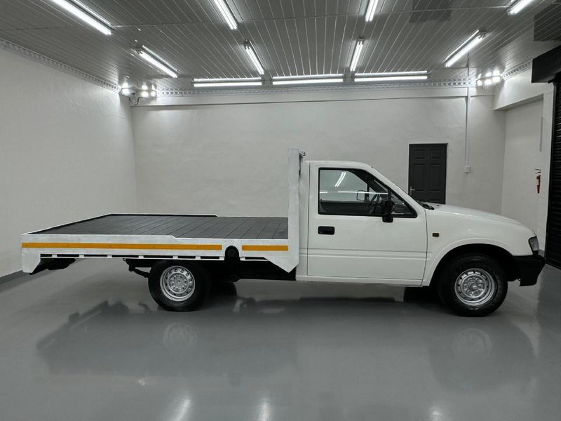 Used Isuzu KB 200 SWB for sale in Eastern Cape - Cars.co.za (ID::9626441)