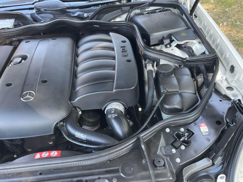 Used Mercedes-Benz E-Class E 270 CDI Avantgarde for sale in Gauteng ...