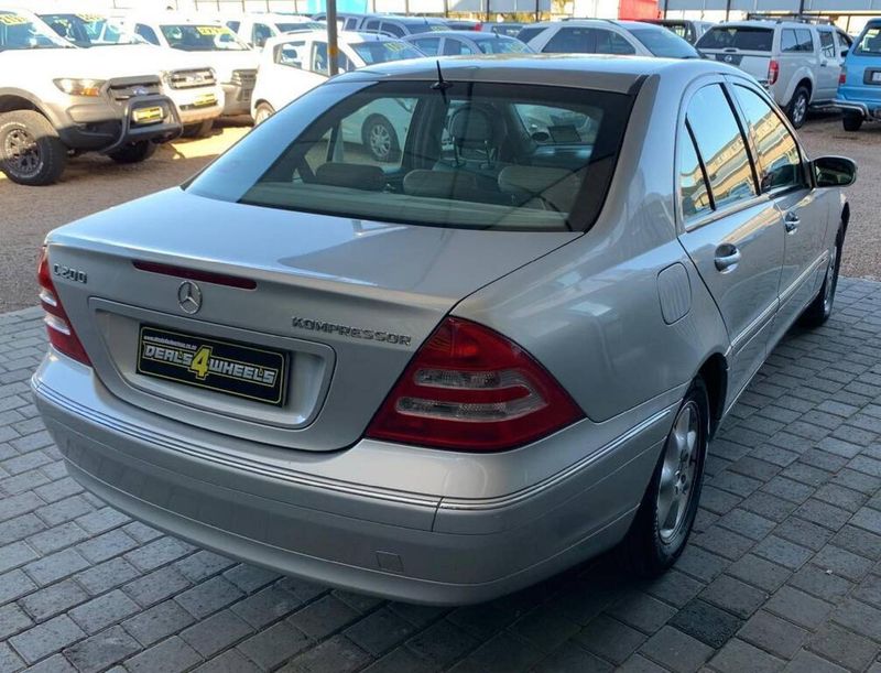 Used Mercedes-Benz C-Class C 200K Classic Auto for sale in Western Cape ...