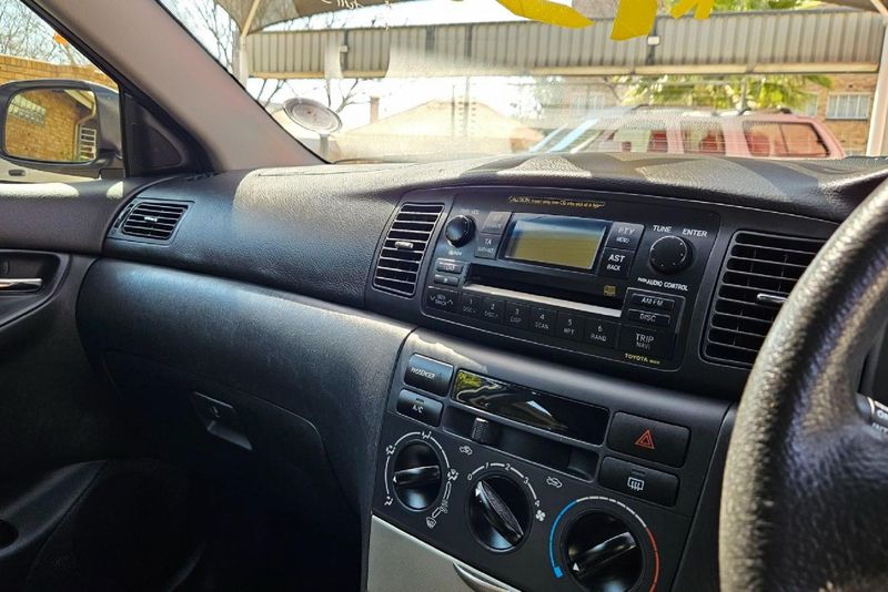 Used Toyota RunX 140i RS for sale in Gauteng - Cars.co.za (ID::9671001)