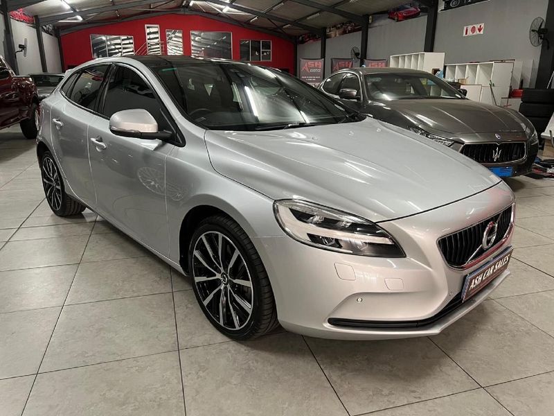 Used Volvo V40 2019 Volvo V40 D3 for sale in Kwazulu Natal - Cars.co.za (ID::9679974)