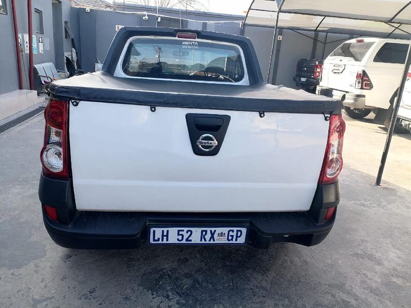 Used Nissan NP200 1.5 dci safety pack manual Cloth interior, for sale ...
