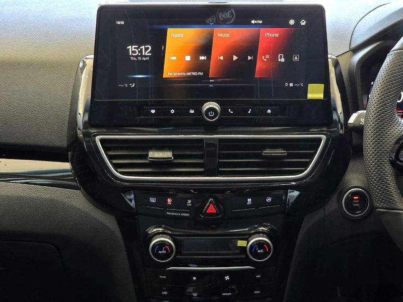 New Mahindra XUV 3XO 3X0 1.2 AX5 MT for sale in Gauteng - Cars.co.za ...
