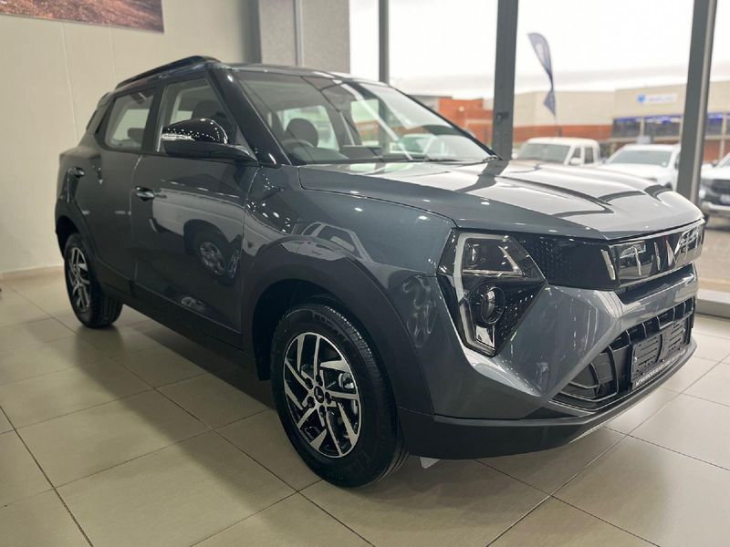 New Mahindra XUV 3XO 3X0 1.2 AX5 MT for sale in Gauteng - Cars.co.za ...