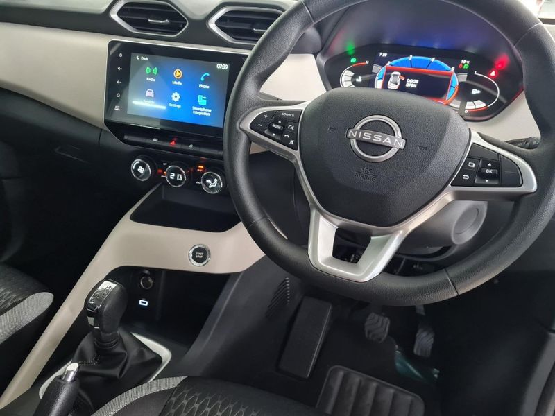 New Nissan Magnite 1.0 Acenta AMT for sale in North West Province ...