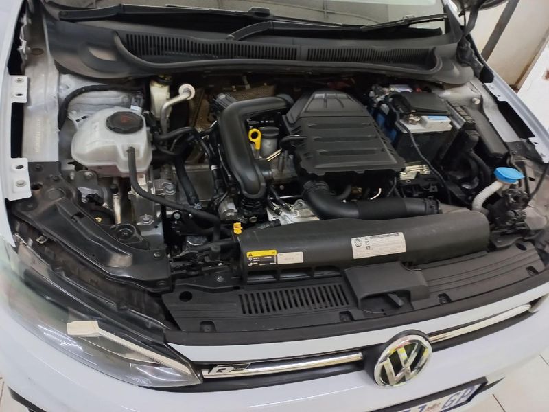 Used Volkswagen Polo 8 1.0 TSI Highline Auto (85kW) for sale in Gauteng ...