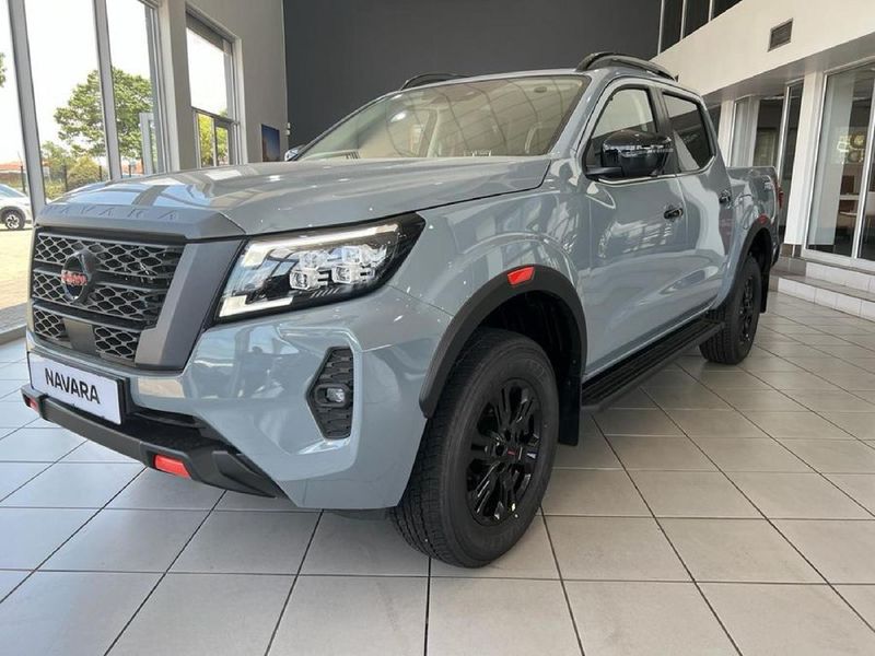 New Nissan Navara 2.5 DDTi PRO-2X Auto Double-Cab for sale in Gauteng ...