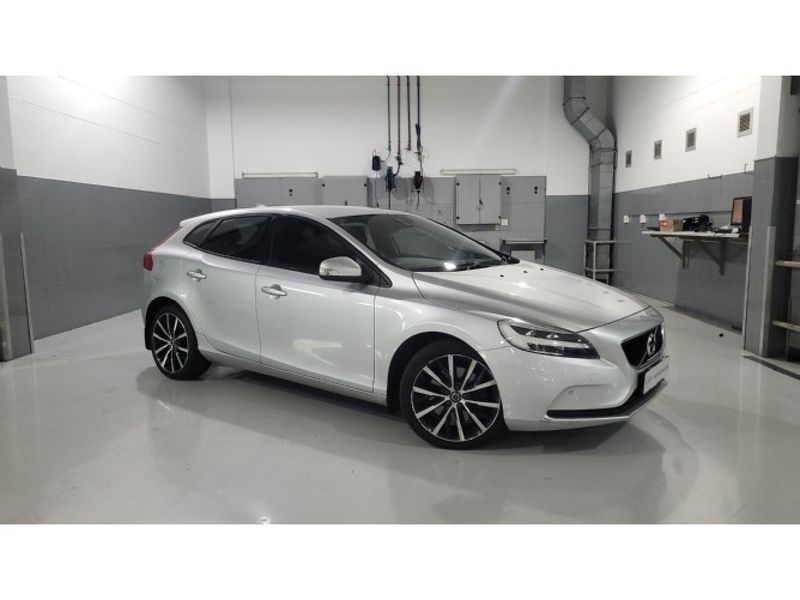 Used Volvo V40 T4 Elite Auto for sale in Western Cape - Cars.co.za (ID ...