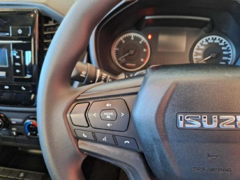 New Isuzu D-Max 1.9 DDI HR L Single-Cab for sale in Western Cape - Cars ...