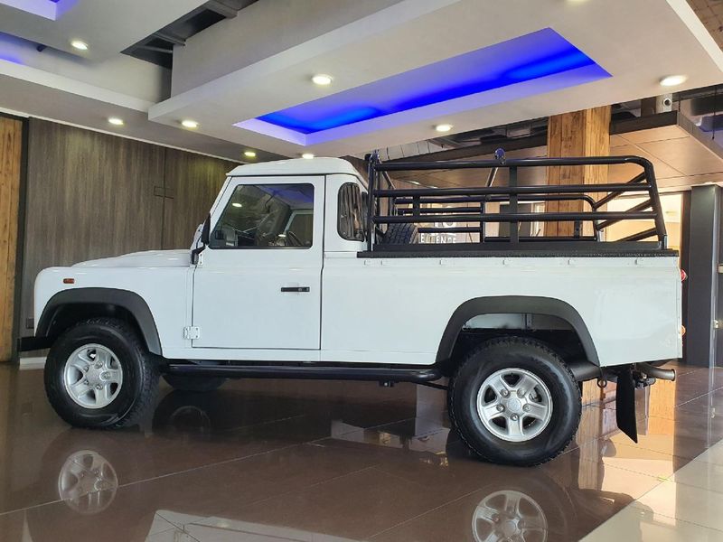 Used Land Rover Defender 110 2.2D Single-Cab for sale in Western Cape ...