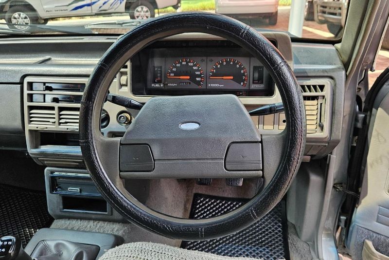 Used Ford Courier 3000 Leisure for sale in Gauteng - Cars.co.za (ID ...