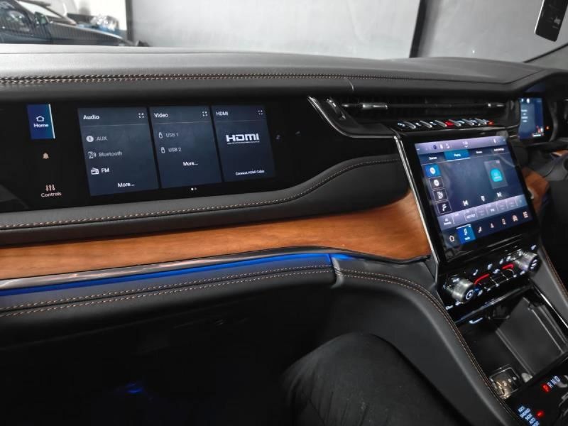 New Jeep Grand Cherokee 3.6L Summit Reserve for sale in Gauteng - Cars ...