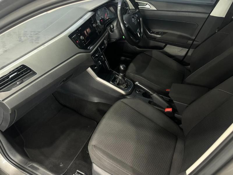 Used Volkswagen Polo 1.0 TSI R-LINE for sale in Gauteng - Cars.co.za ...