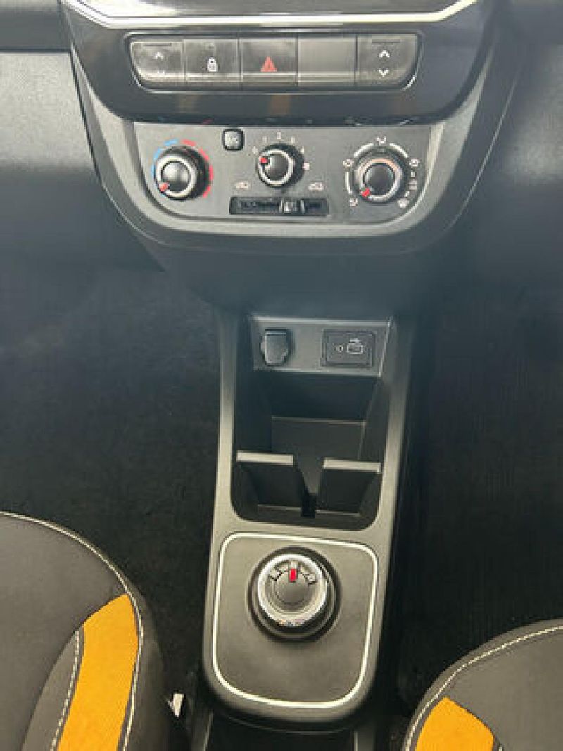 Used Renault Kwid 1.0 Climber Auto for sale in Gauteng - Cars.co.za (ID ...