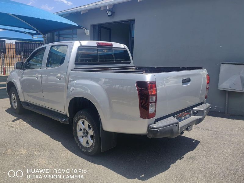 Used Isuzu KB 250 D-Teq LE Double-Cab for sale in Gauteng - Cars.co.za ...