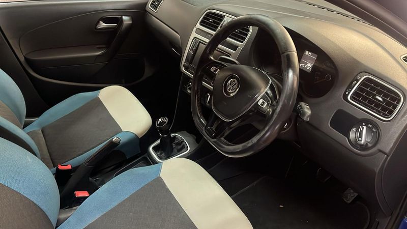Used Volkswagen Polo Vivo 1.4 Mswenko 5-dr for sale in Gauteng - Cars ...
