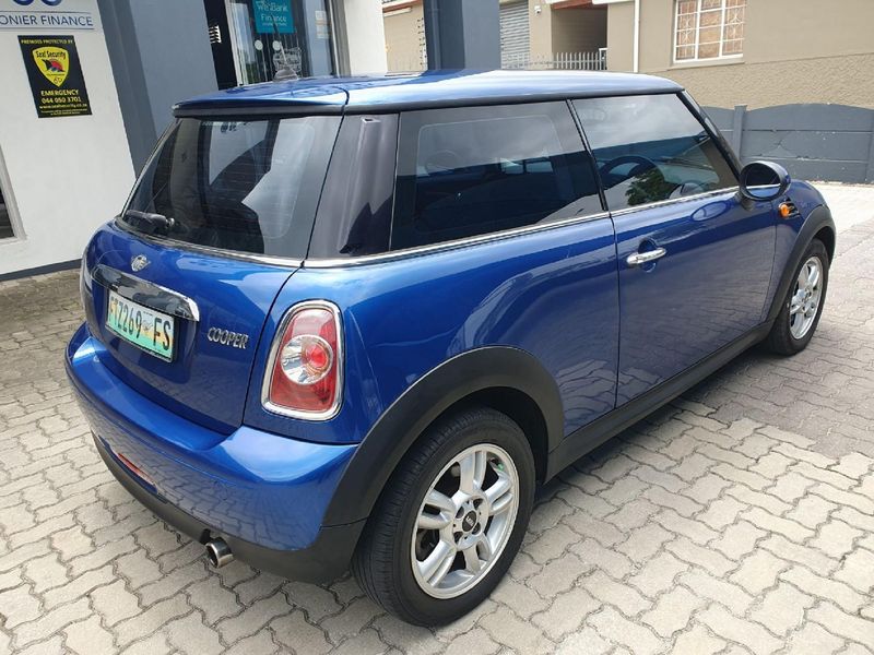 Used MINI Hatch Cooper for sale in Western Cape - Cars.co.za (ID::9924894)
