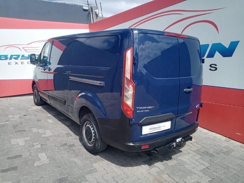 Used Ford Transit Custom 2.2 TDCi Ambiente LWB 92kW Panel Van for sale ...