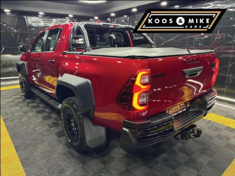 Used Toyota Hilux 2.8GD-6 GR-Sport Double-Cab 4x4 for sale in Gauteng - Cars.co.za (ID::9927915)