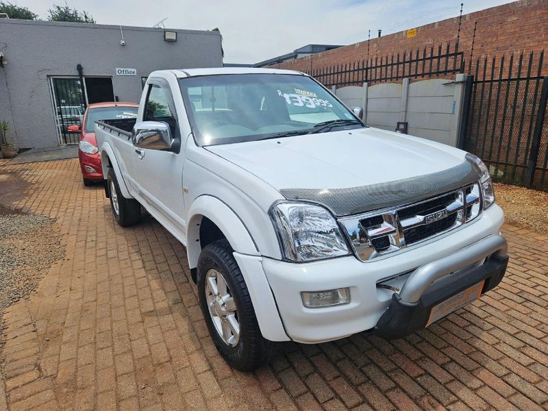 Used Isuzu KB 300 TDi LX Single-Cab for sale in Gauteng - Cars.co.za ...