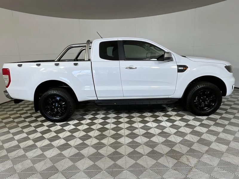 Used Ford Ranger 2.2 TDCi XLS Auto SuperCab for sale in Gauteng - Cars ...