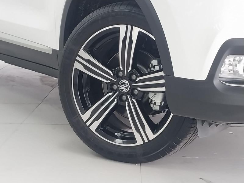 New MG ZS 1.5 LUX Auto for sale in Gauteng - Cars.co.za (ID::9937822)