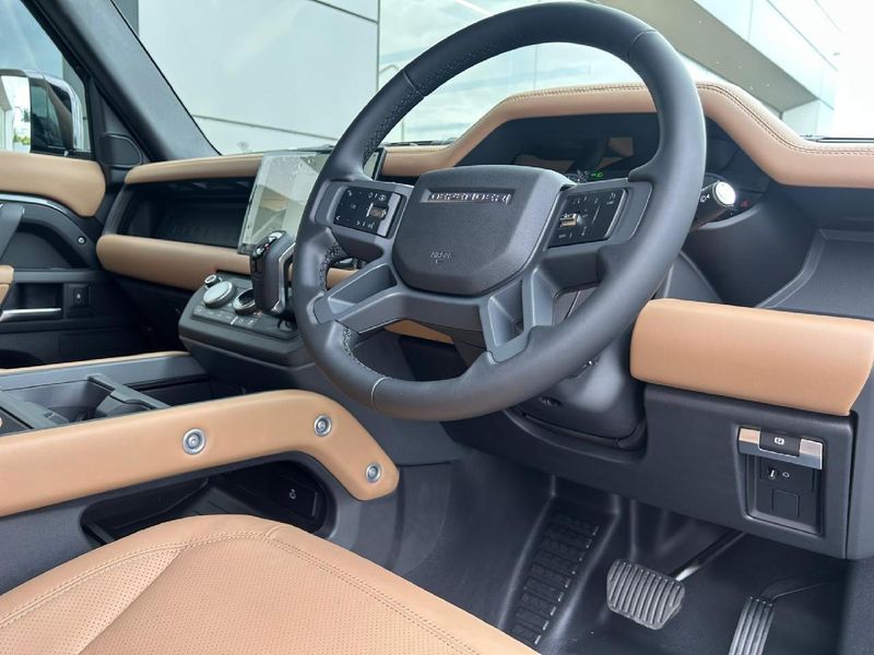 Used Land Rover Defender 110 D350 X-Dynamic HSE for sale in Gauteng ...