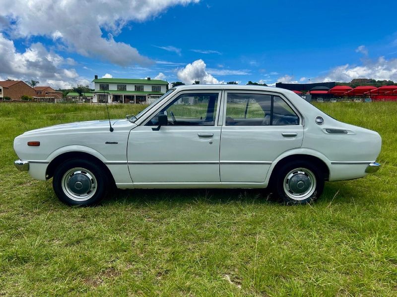 Used Toyota Corolla 1200 for sale in Gauteng - Cars.co.za (ID::9958305)
