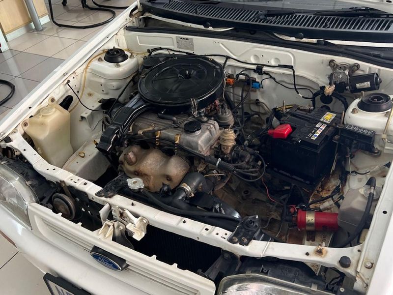 Used Ford Laser 1.3 Tracer Tonic for sale in Kwazulu Natal - Cars.co.za ...