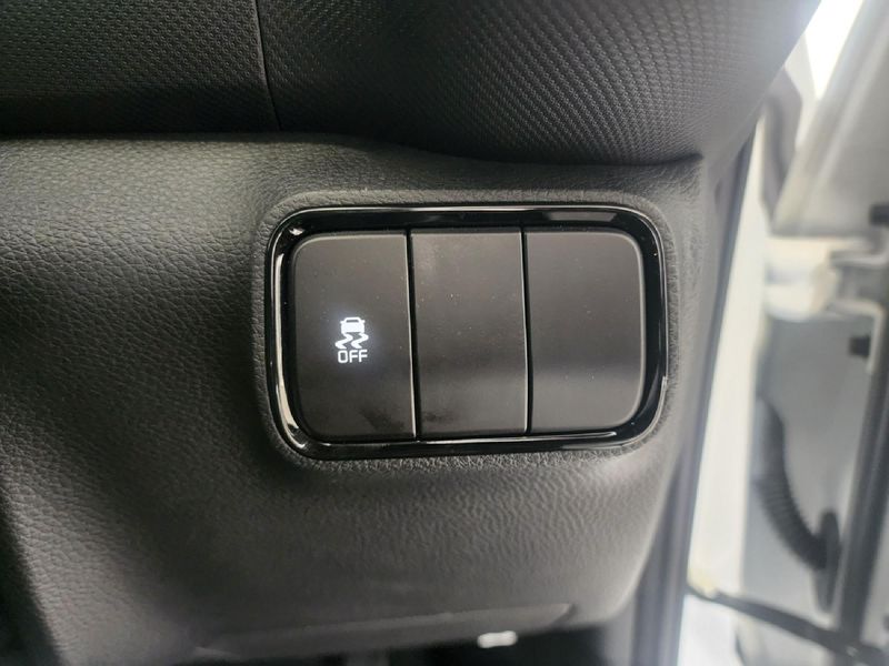Used Kia Sonet 1.5 LS Runner Panel Van for sale in Gauteng - Cars.co.za ...