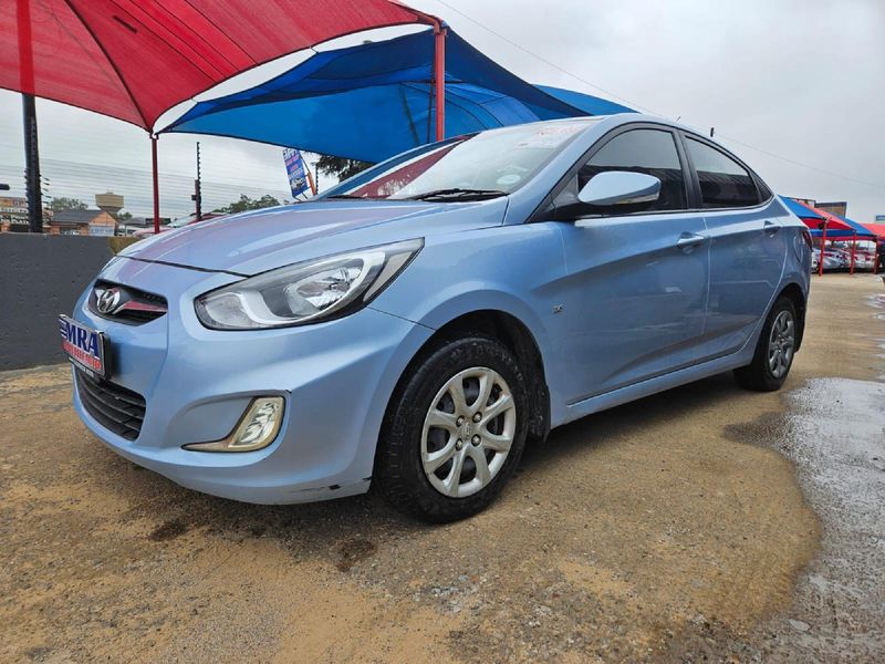 Used Hyundai Accent 1.6 GLS | Fluid for sale in Gauteng - Cars.co.za ...