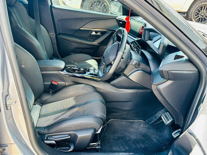 Used Isuzu KB 300 D-Teq LX Double-Cab for sale in Gauteng - Cars.co.za ...