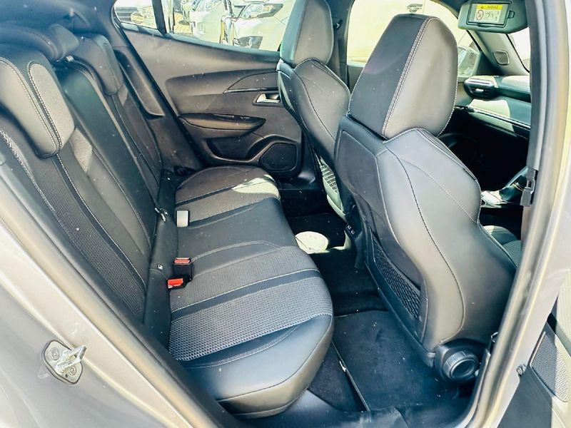 Used Isuzu KB 300 D-Teq LX Double-Cab for sale in Gauteng - Cars.co.za ...