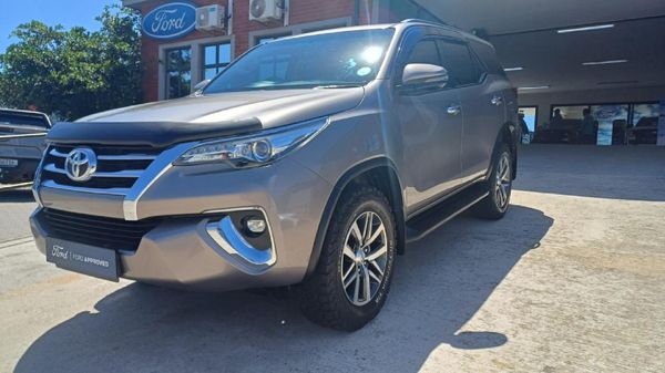 Used Toyota Fortuner 2.8 GD-6 Raised Body Auto for sale in Western Cape ...