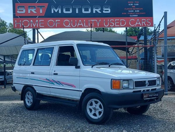 Used Toyota Venture 2200 GLE 5+4 for sale in Gauteng - Cars.co.za (ID ...