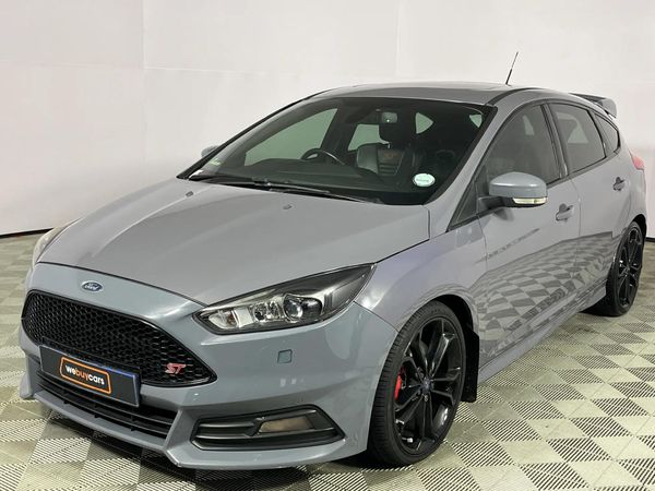 Used Ford Focus 2.0 EcoBoost ST3 for sale in Kwazulu Natal - Cars.co.za ...