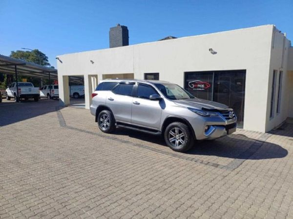 Used Toyota Fortuner 2.8 GD-6 Raised Body Auto for sale in Western Cape ...